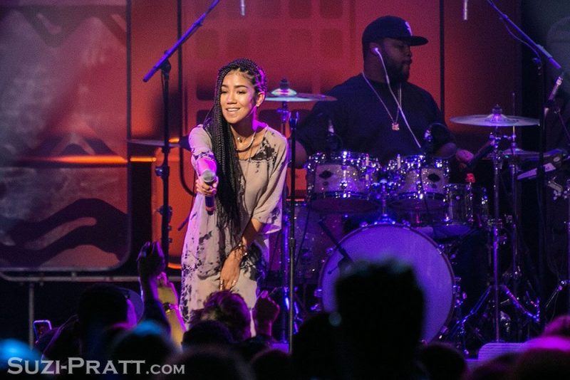 Photos: We Day 2015 in Seattle - Gemini Connect Media - Formerly Suzi ...